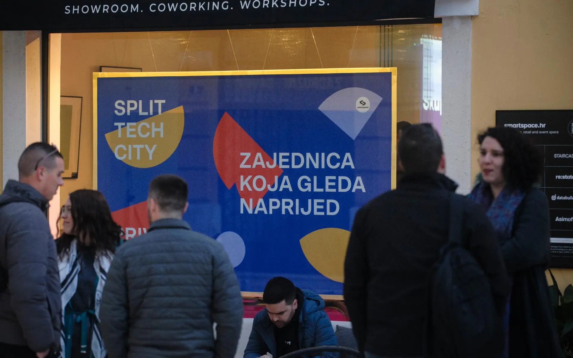 Split Tech City's yearly assembly, members' networking, and stand-up comedy in one event!