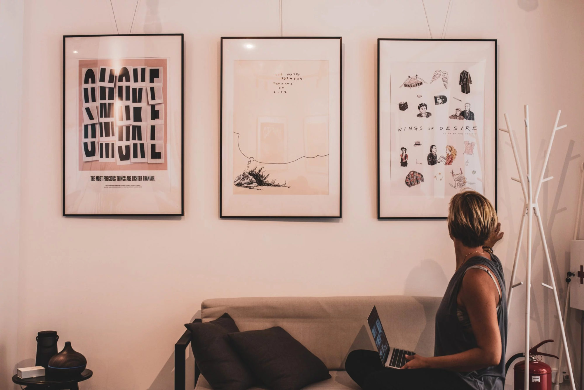 Art with a nomadic lifestyle: Split Nomad Gallery